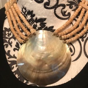 Jewelry | Gorgeous Shell Necklace | Poshmark